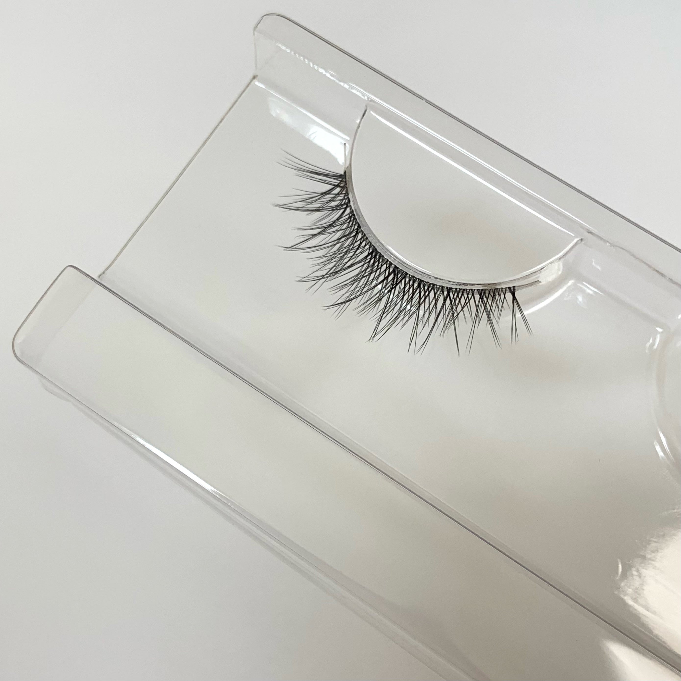 Honey Lashes – Bella Pearl
